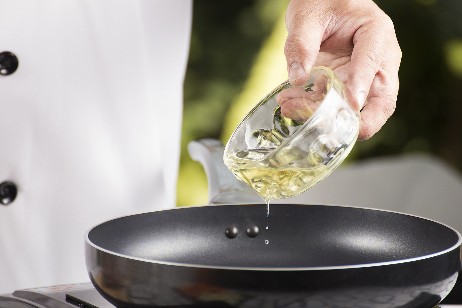 How to Choose the Right Cooking Oil - Cater Oils